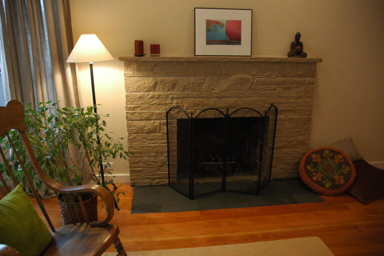 Stone Fireplace – Simulated Keystone